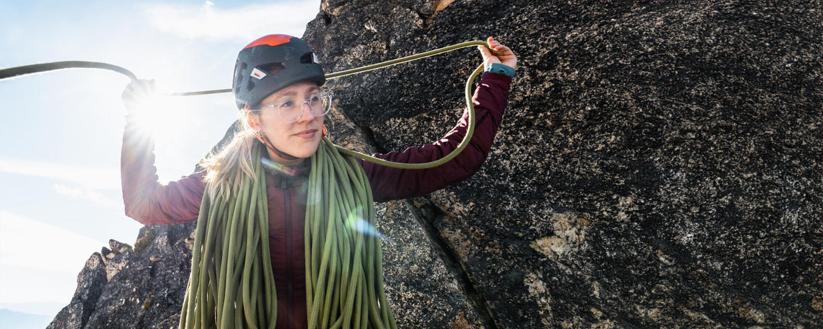 Shop Outdoor Clothing | All Women's Styles | AKOVA