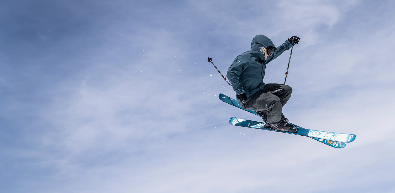 Mens Outdoor Clothing Collections | AKOVA