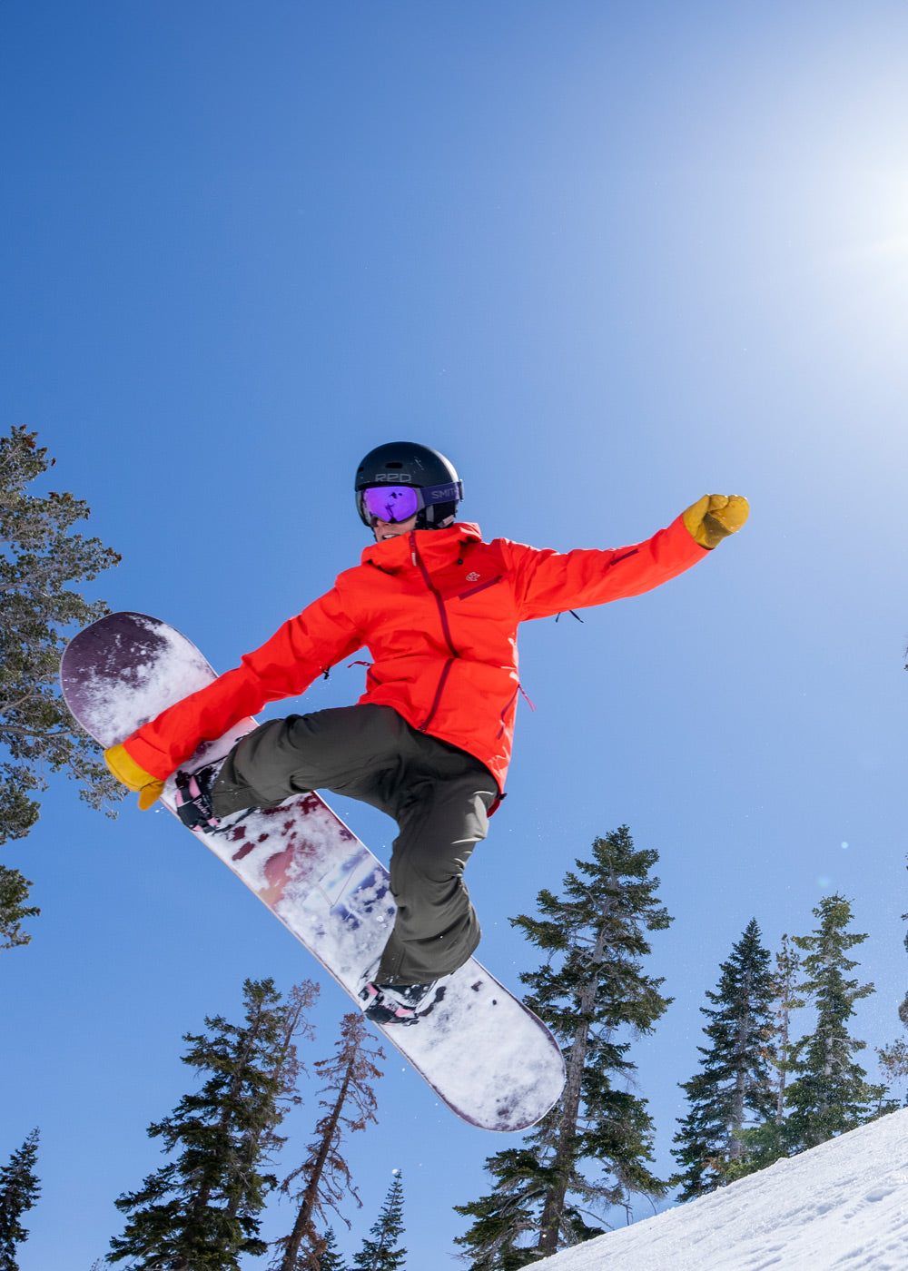 Womens Snowboard Clothing | Versatile Layers | AKOVA Gear