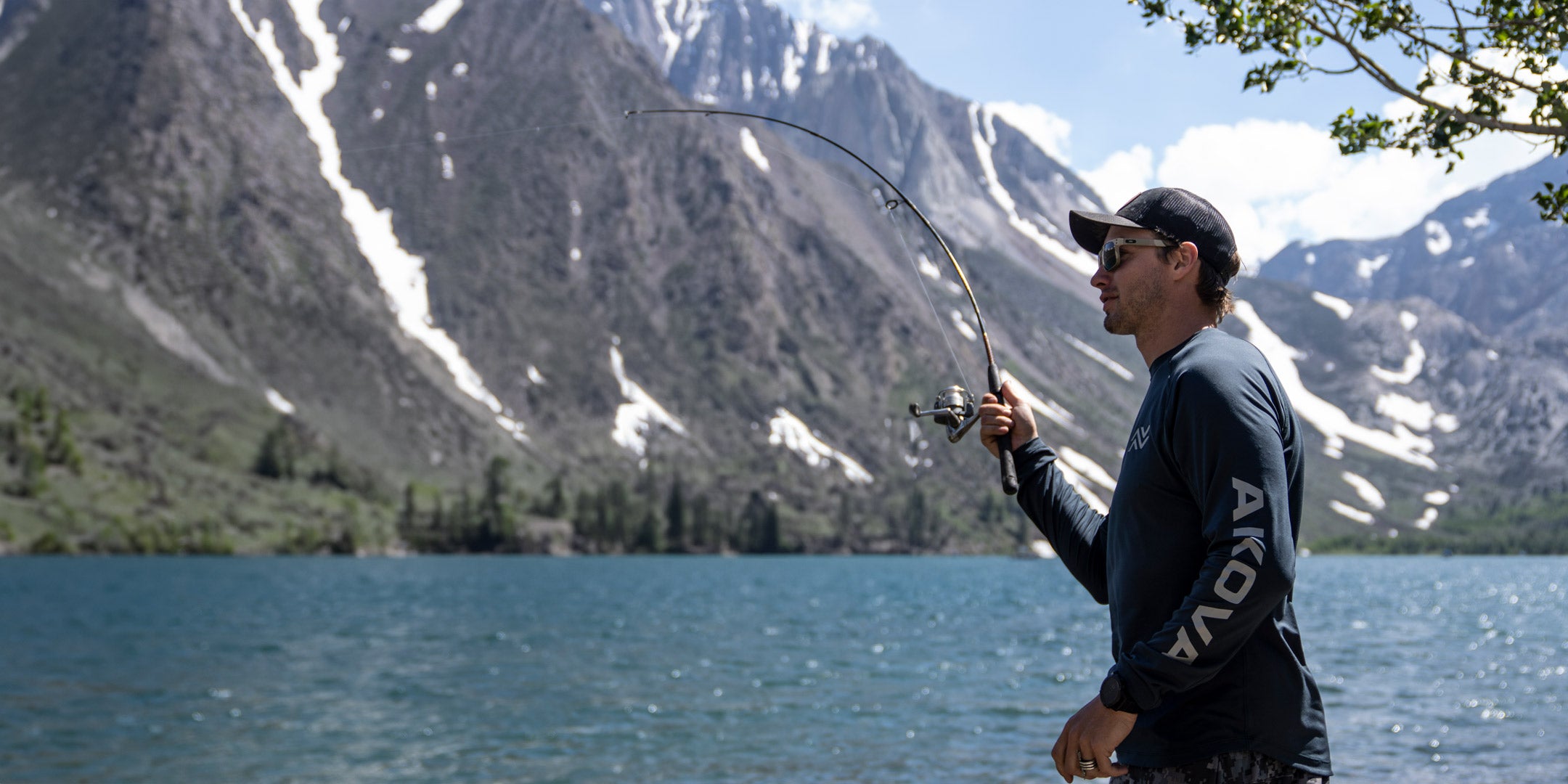 UPF50+ Shirts for Men | Graphene Technology | AKOVA GEAR