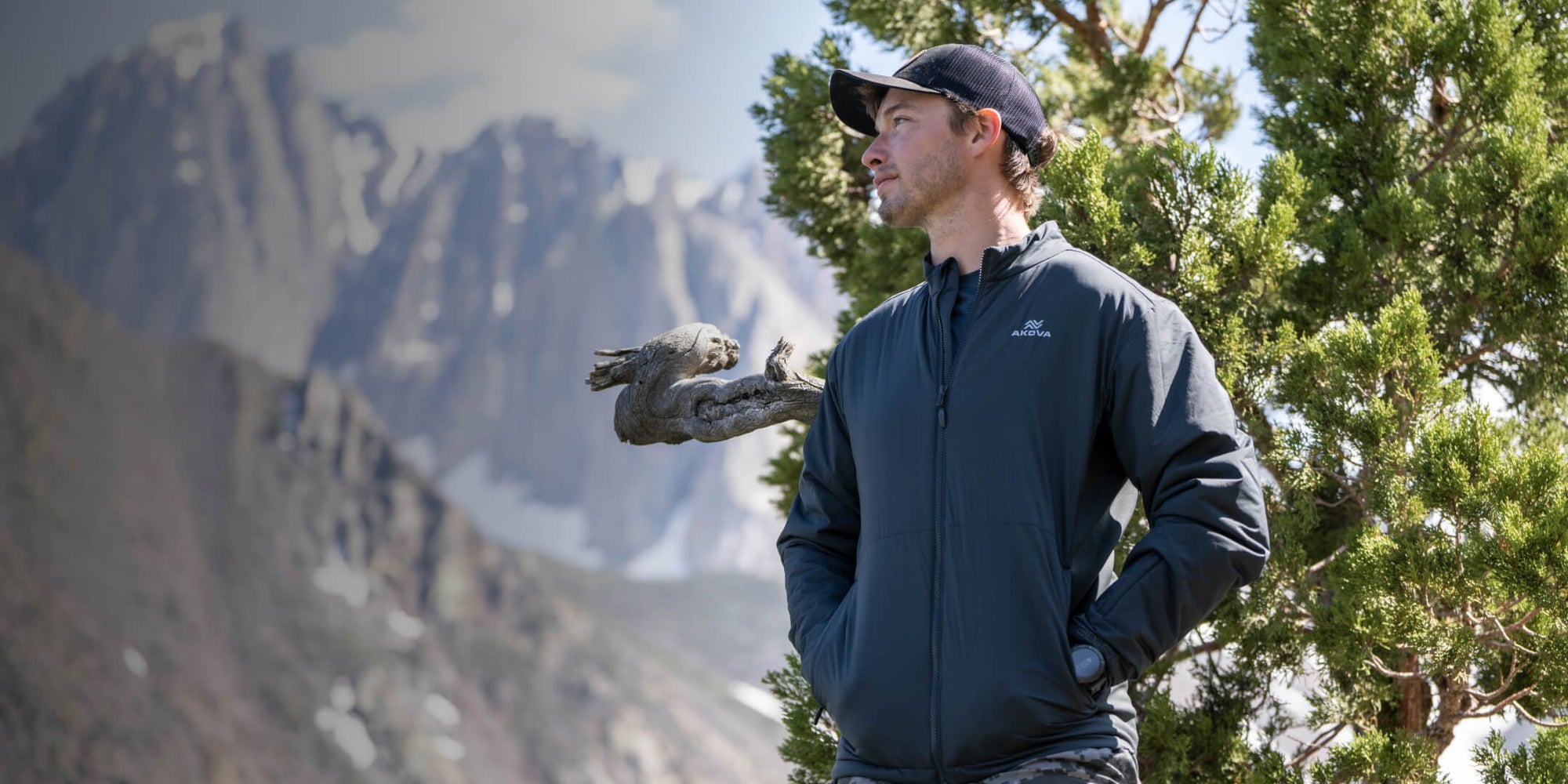 Mens Outdoor Clothing & Accessories | AKOVA